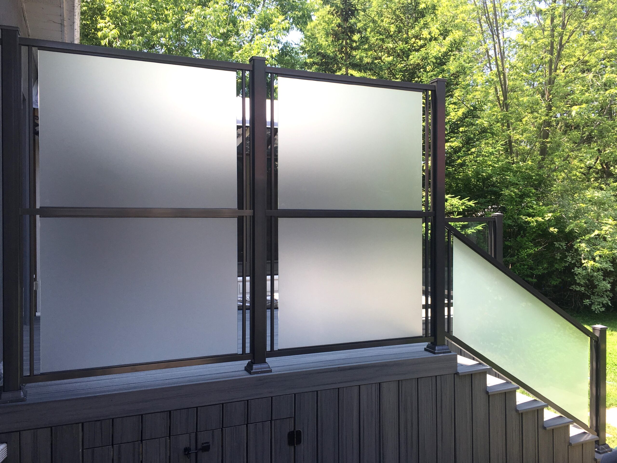 PRIVACY SCREENS - Rail Tech Construction Group Inc.